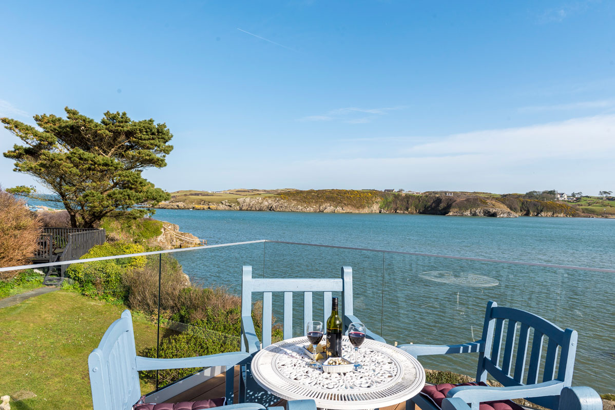 Why stay in an Anglesey cottage - Coastal Holidays